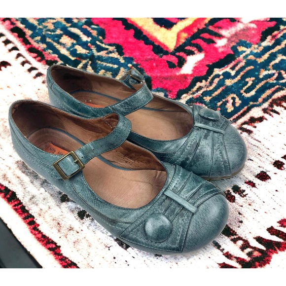 Miz Mooz | Shoes | Miz Mooz Dulce Leather Mary Jane Buckle Flats 9 ...